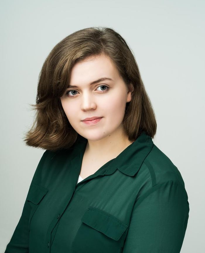 Eilis Barrett (Author of Oasis)