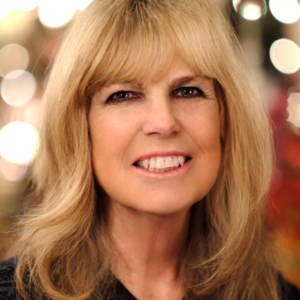 Sandy Jones (Author of Barefoot at Heart)