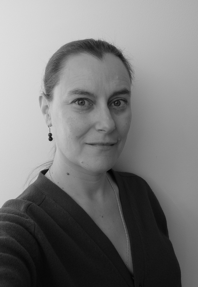 Imogen Claire (Author of The Charcoal Knots)