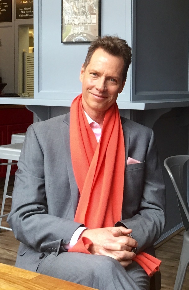 Frank Beddor (Author of The Looking Glass Wars)