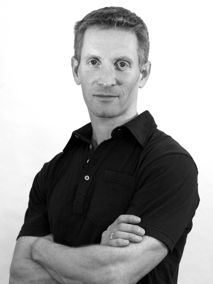 Robert Sabuda (Author of Alice's Adventures in Wonderland)