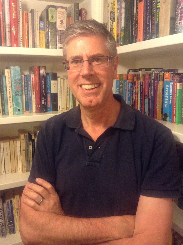 Huw Jones (Author of The Last Director of Shoreditch)