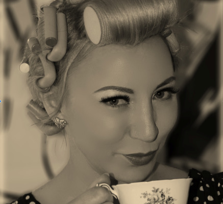 Rebecca Dakin (Author of The Girlfriend Experience)