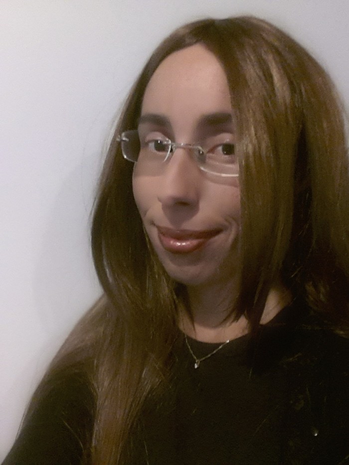 Hannah Ross (Author of The Last Outpost)