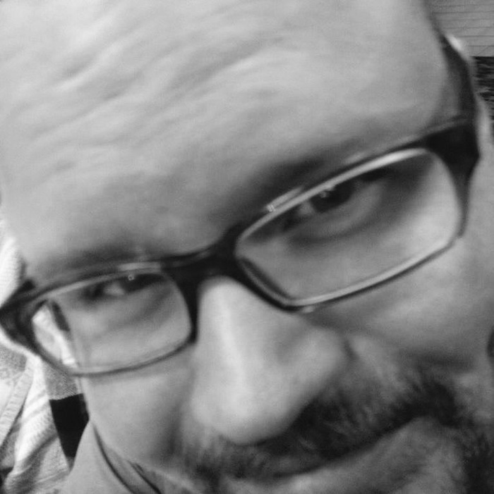 Michael Knapp (Author of Paralysis)