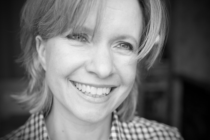 Lisa Carne (Author of Natural Curiosity)