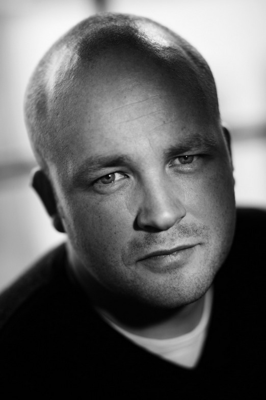 Kyrre Andreassen (Author of Ikke mennesker jeg kan regne med)