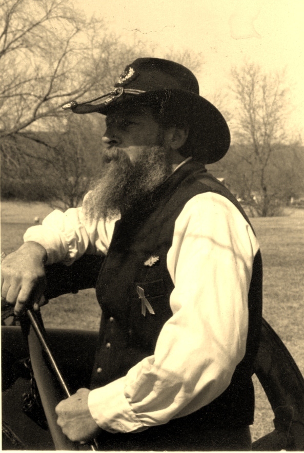 Robert E. Yott (Author of FROM SOLDIERS' HOME TO MEDICAL CENTER)