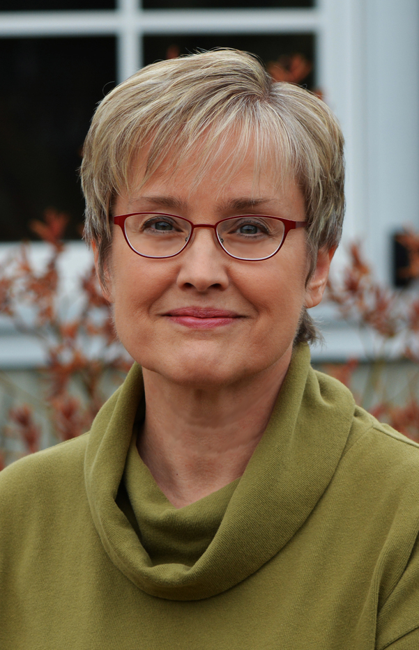 Alison Henderson (Author of Unwritten Rules)