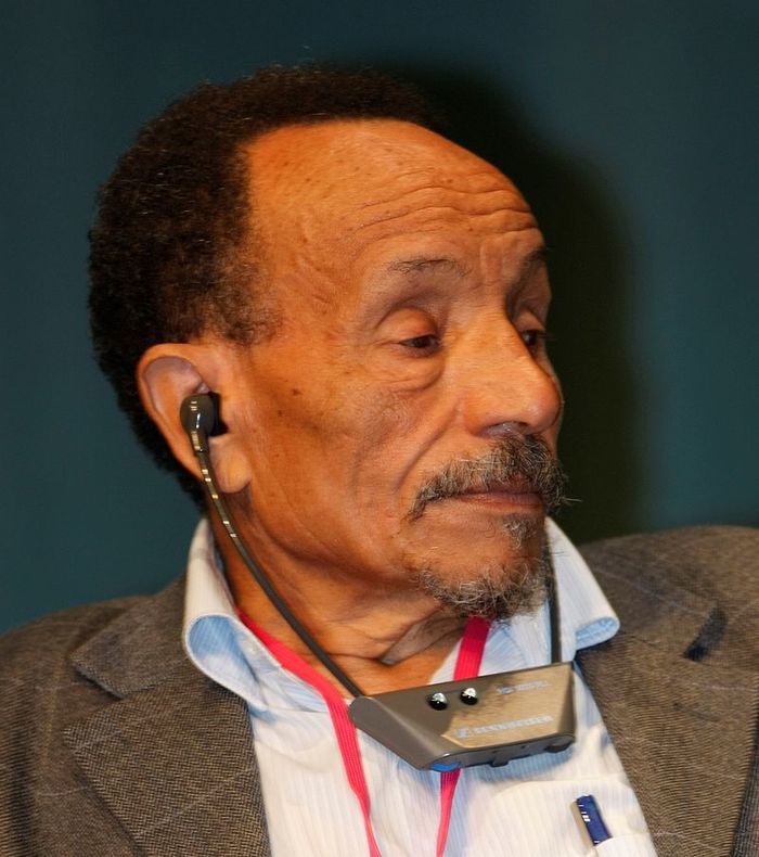 Pierre Rabhi (Author of Vers la sobriété heureuse)