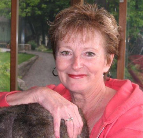 Michelle Dorey (Author of The Haunting of Crawley House)