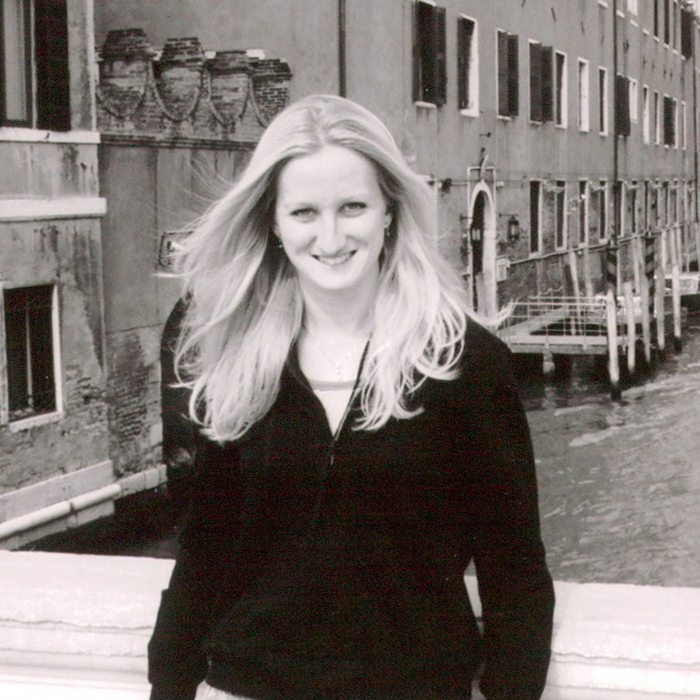 Amy Elizabeth (Author of Cut and Run)