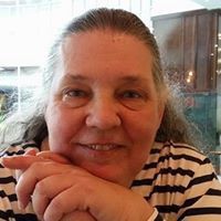 Donna-Lynne Hanlon (Author of KDRAMA QUEEN)