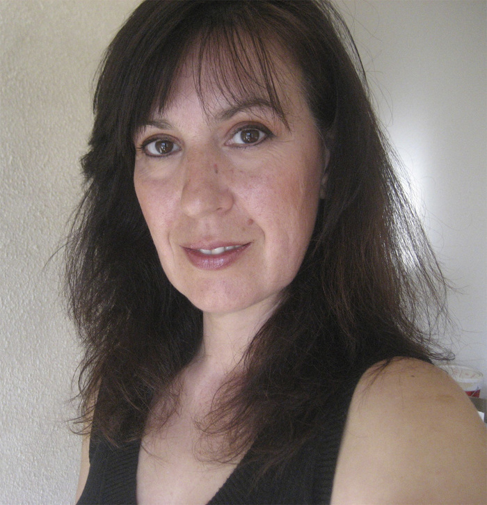Maria Beltran (Author of Escucha el viento de otoño - Volumen I)