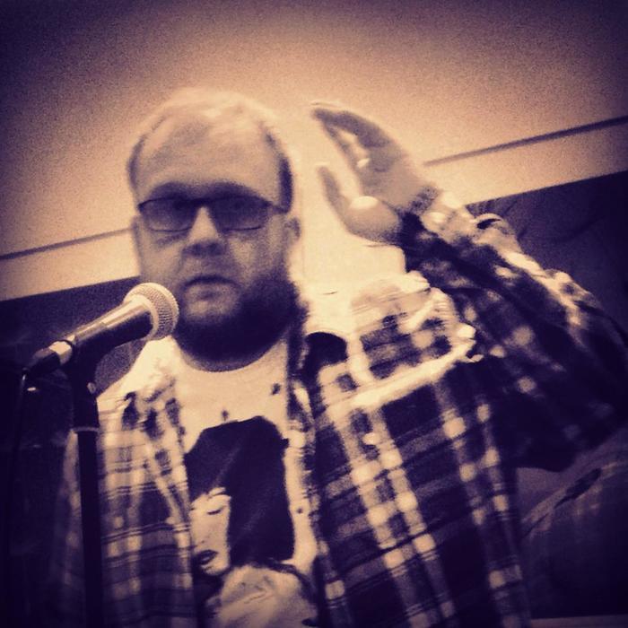 Simon L. Read (Author of The Résumé)