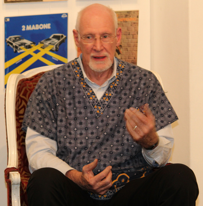 Robert Mshengu Kavanagh (Author of Zimbabwe)