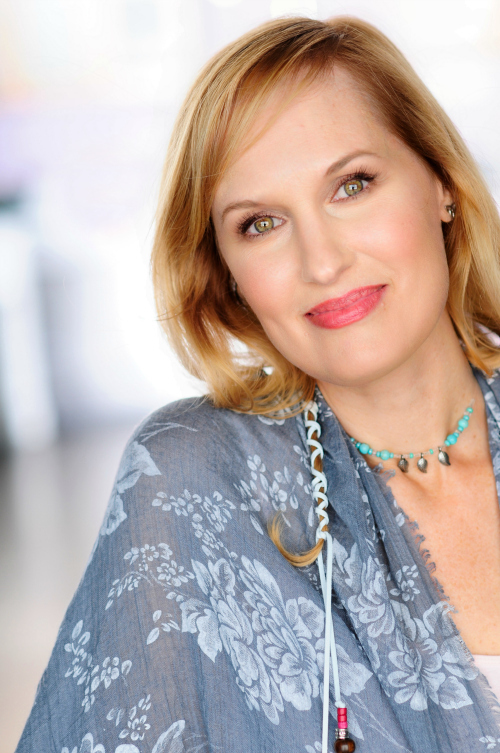 LeeAnn Taylor (Author of The Fragile Face of God)
