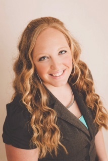 Jennifer Walters (Author of The Memories We Keep)