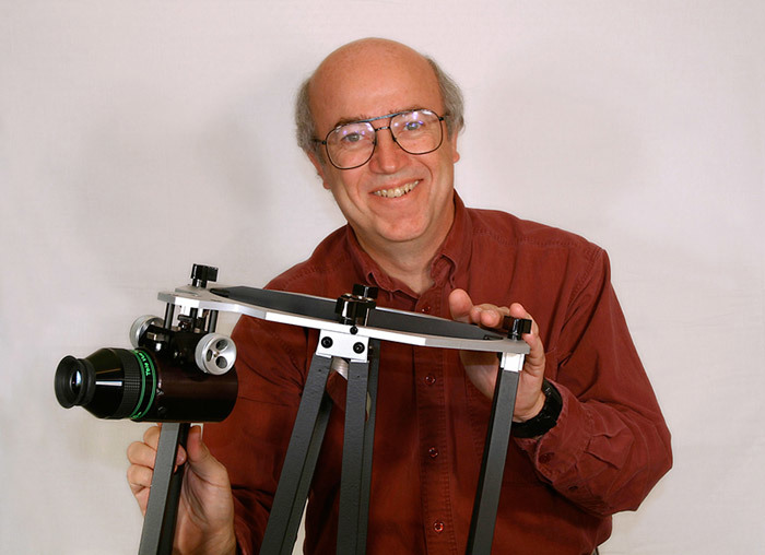 Alan Dyer (Author of Mission to the Moon)
