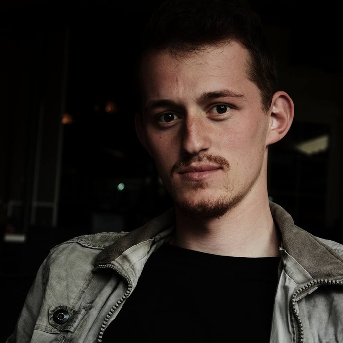 Azem Deliu (Author of Puthësi i paligjshëm)