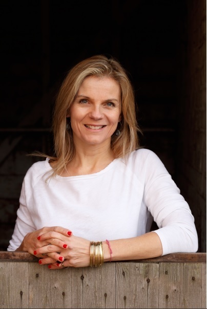 Alicia Drake (Author of The Beautiful Fall)