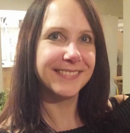 Ellie Gray (Author of Beauty and the Recluse)