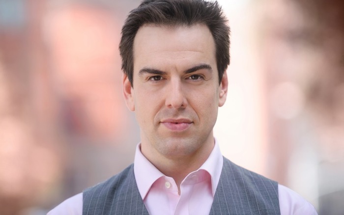 Christopher Graves (Author of Sinner)