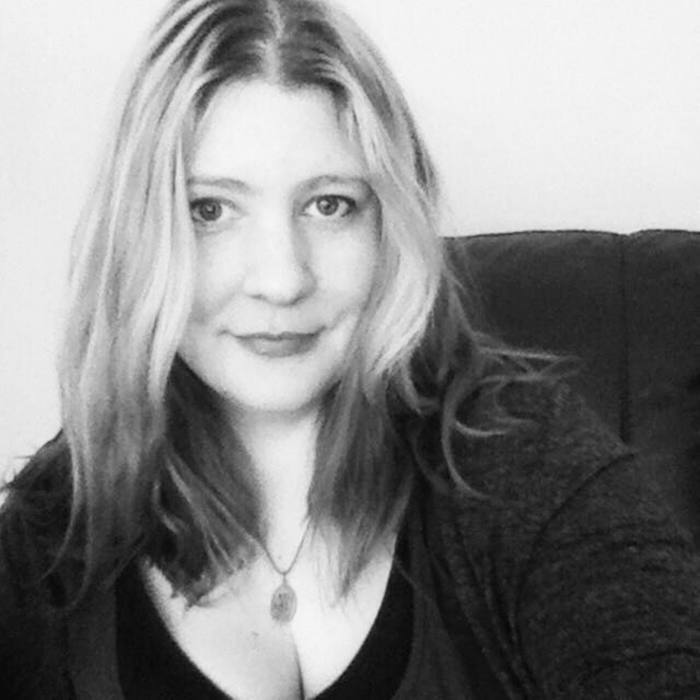 Skyla Dawn Cameron (Author of Bloodlines)