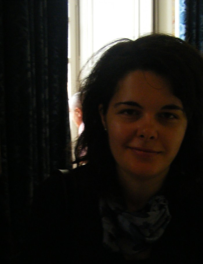 Nicoleta Roman (Author of „Deznădăjduită muiere n-au fost ca mine“)