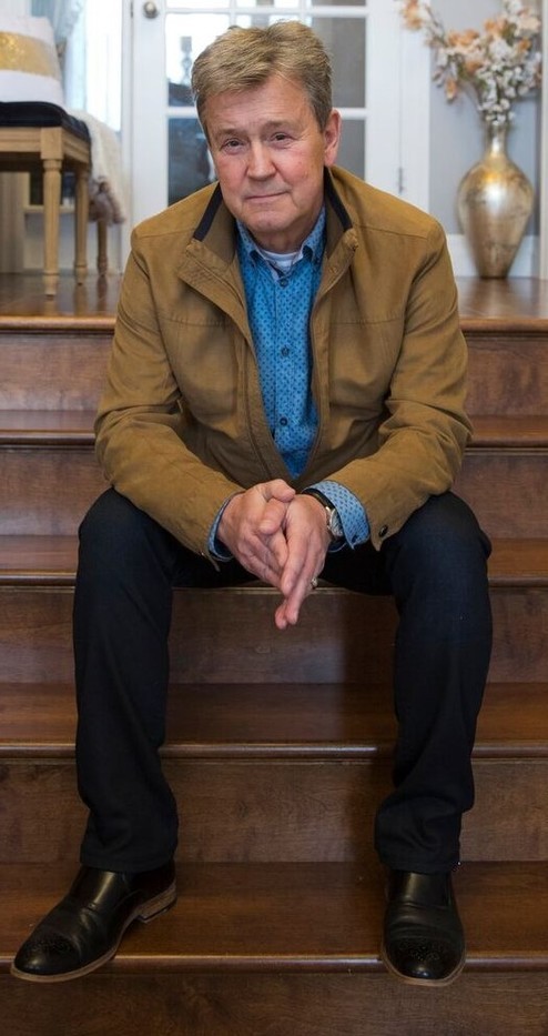 Glen Carter (Author of Angels of Maradona)