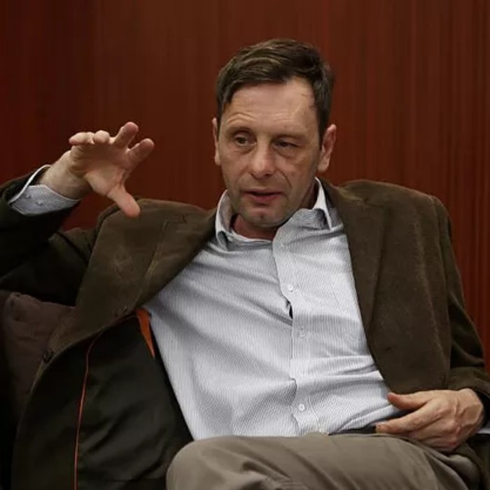 P.F. Farraday (Author of The earl and the poor girl)