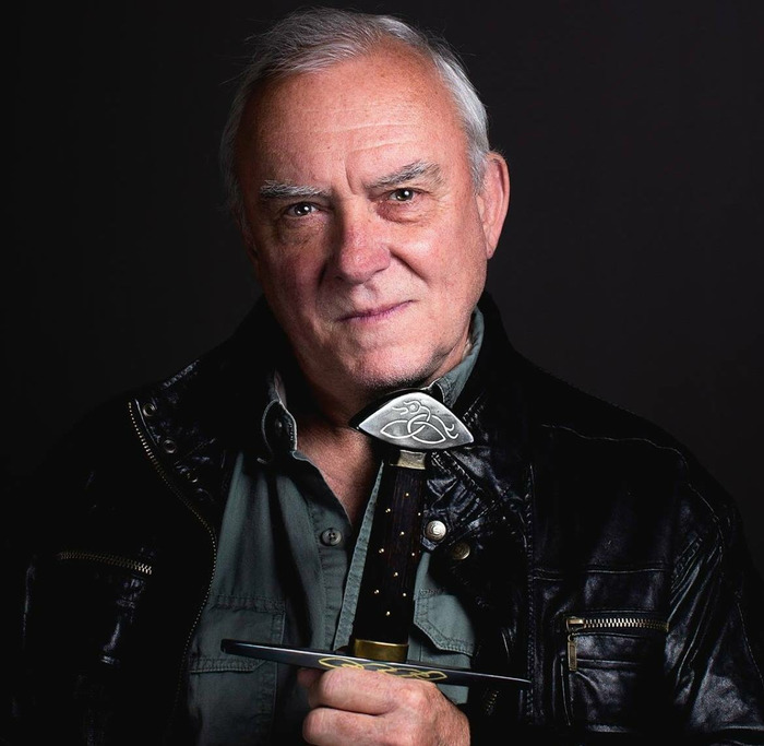 Robert John MacKenzie (Author of Thurmond's Saga)