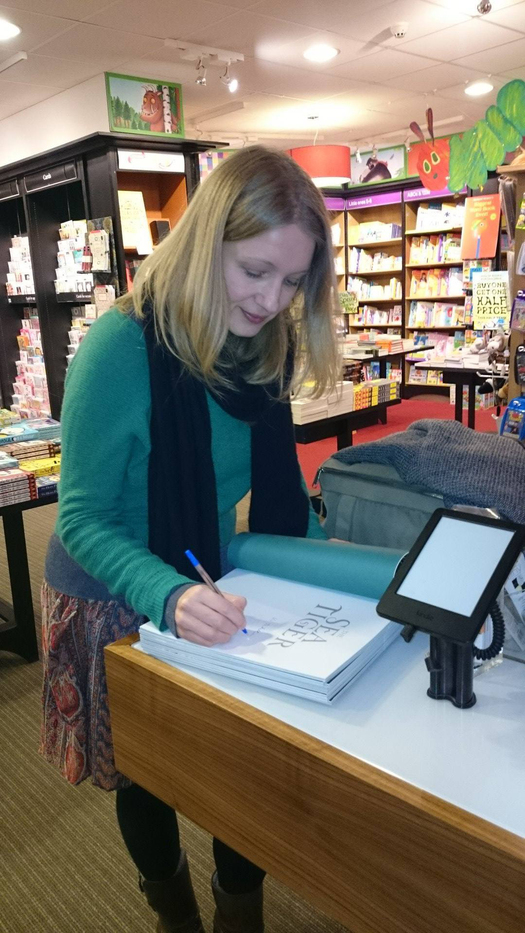 Victoria Turnbull (Author of Pandora)