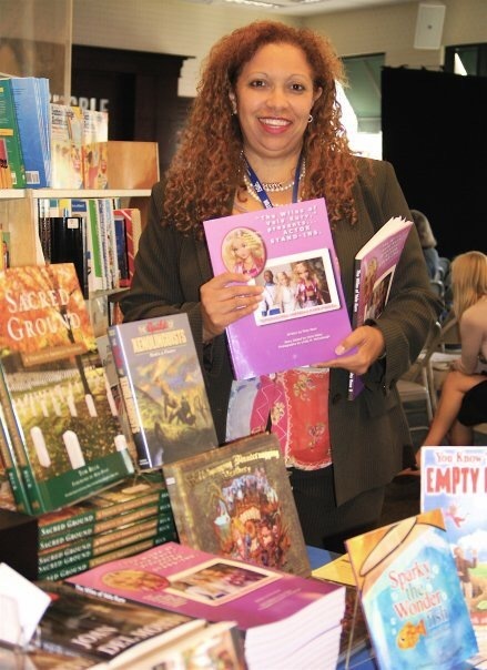 Riley Rose (Author of Vampire Rules for Love)