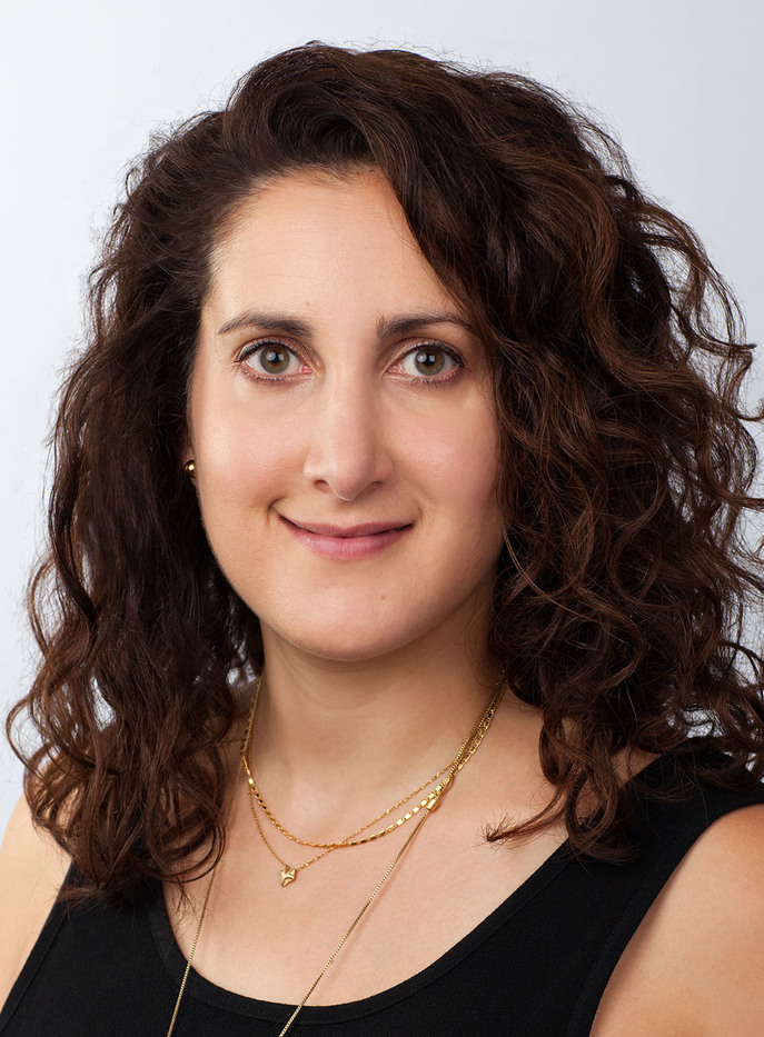 Rahaf Harfoush (Author of Hustle & Float)