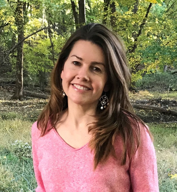 Kate Cooch (Author of The Happy Housewife)