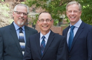 John Jelinek (Contributor of The Moody Bible Commentary)