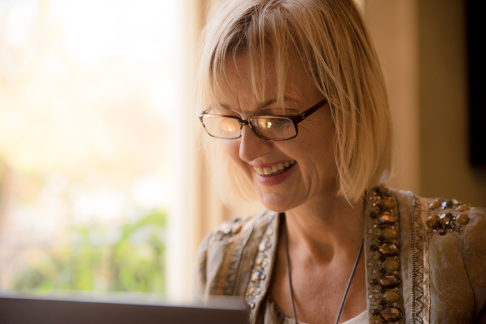 Julie Starr (Author of The Coaching Manual)