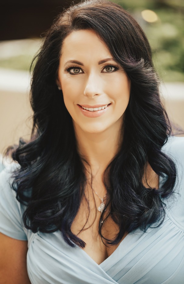 Ivy Layne (Author of The Billionaire's Secret Heart)