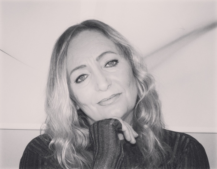 Suzanne Seddon (Author of A Fool's Circle)