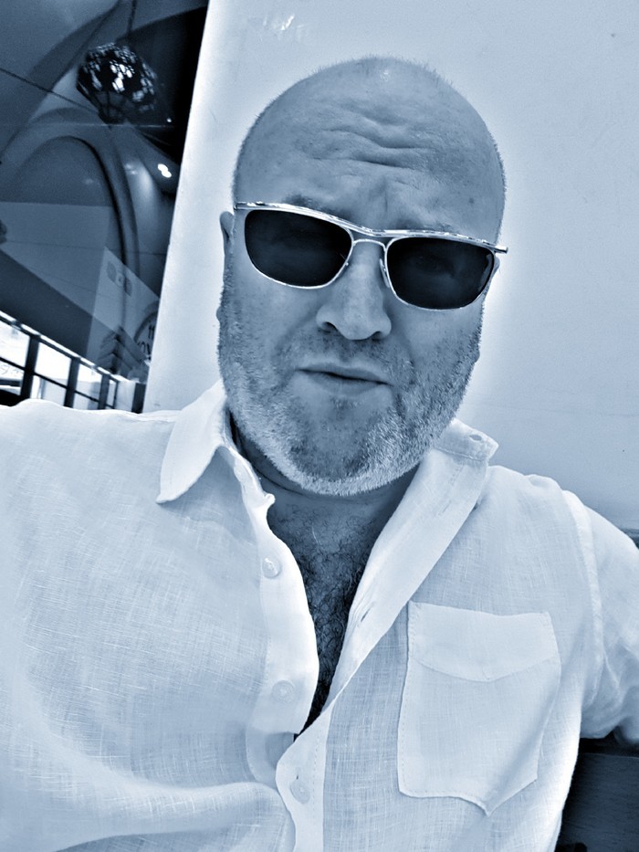 Gavin Graham (Author of Snuff Club)