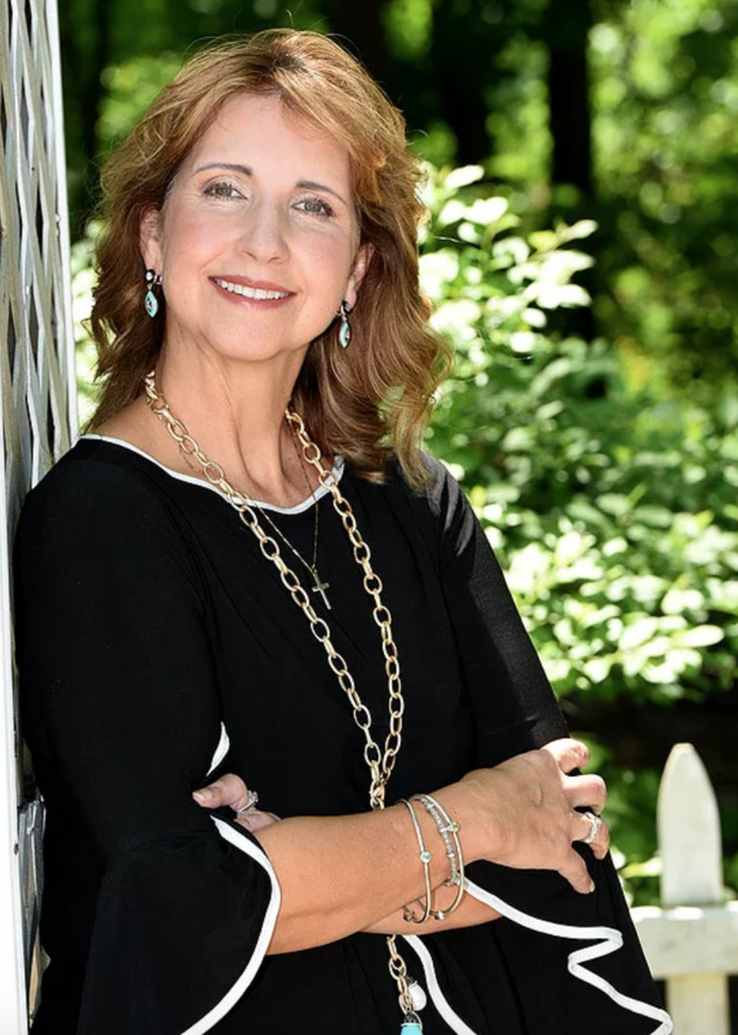 Mary K. Savarese (Author of The Girl In The Toile Wallpaper)