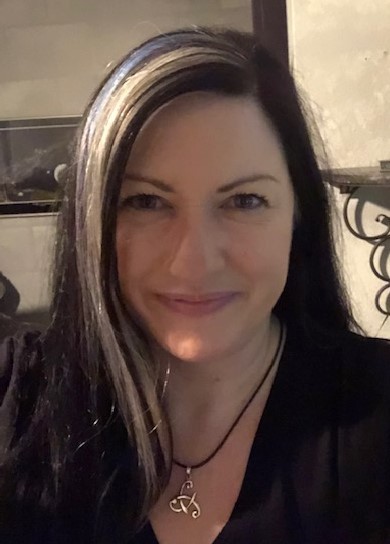 Lisa Barry (Author of A Dragon, a Gargoyle, and a Faery Walk into a Pub)