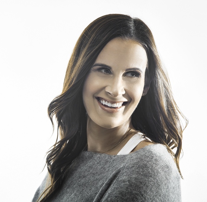 Emma Grace (Author of The Life Letters, Courage to Rise)