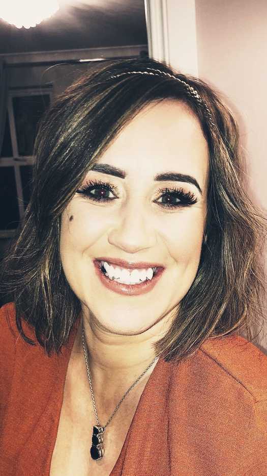 Laura Mac (Author of What on earth is under my bed?)