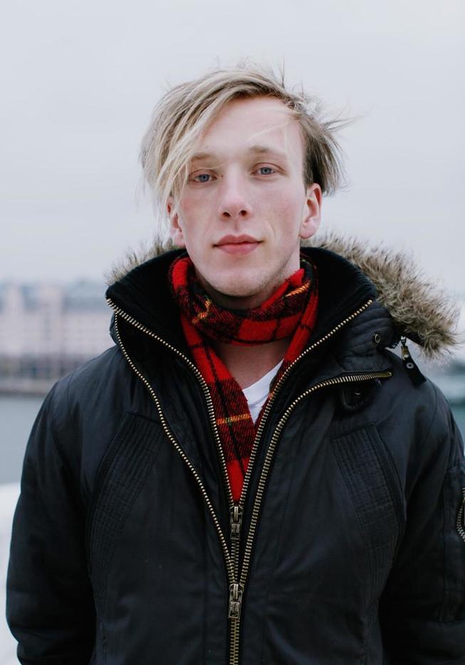 Atle Håland (Author of Han)