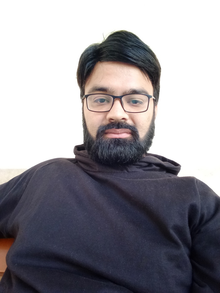 Ramesh Arreja (Author of Karmyogi)