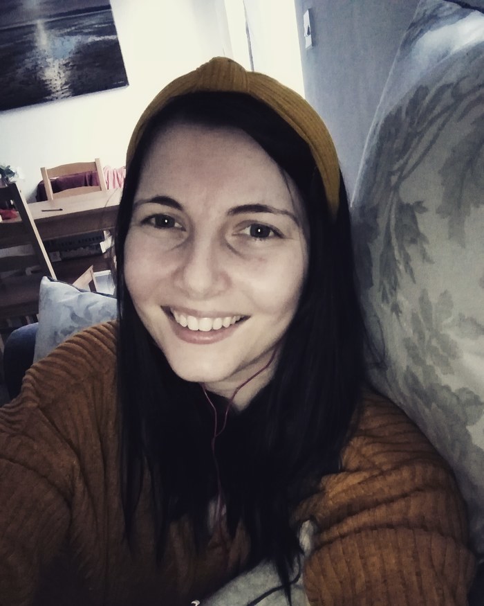 Ellie Dolan-Yates (Author of The Silly Seagull )