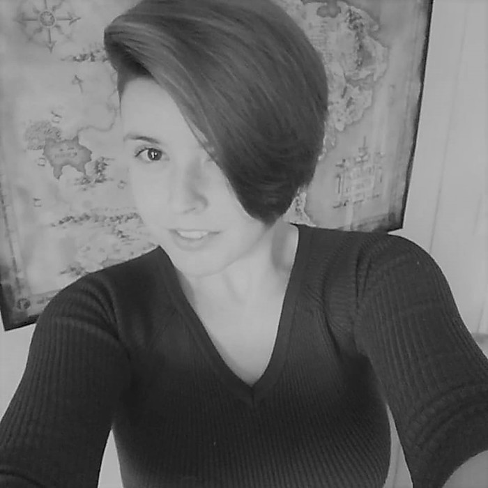 Sarah Gregory (Author of I Die At The End)