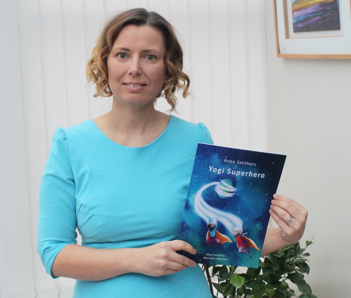 Anna Smithers (Author of Tree Full of Wonder)